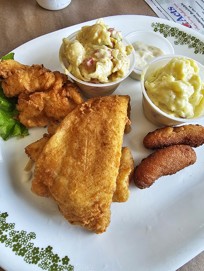 A seafood platter that makes you question why you ever eat anything else &ndash; perfectly fried fish flanked by creamy sides.