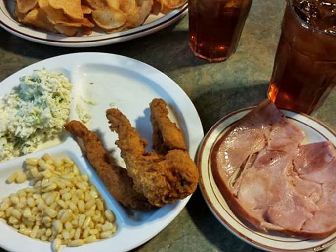 These crispy frog legs arrive with classic sides, turning adventurous eaters into repeat customers one bite at a time.