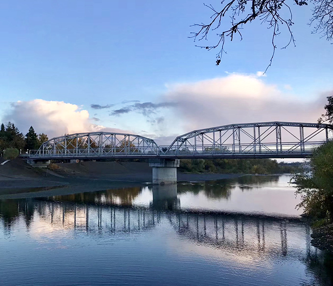 The historic Healdsburg Memorial Bridge spans the Russian River, connecting wine enthusiasts to even more wine—because one side of spectacular vineyards just isn't enough.