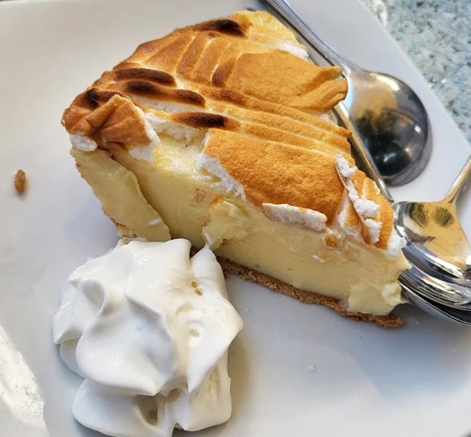 Key lime pie with meringue peaks that look like Florida clouds &ndash; sweet endings don't get more picture-perfect.