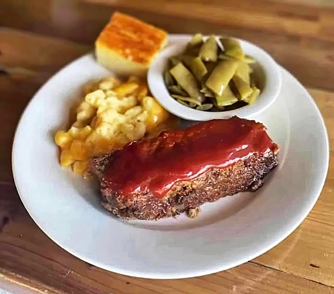Comfort food doesn't get more comforting than this: meatloaf with that perfect glaze, mac and cheese, and green beans. Grandma would approve.