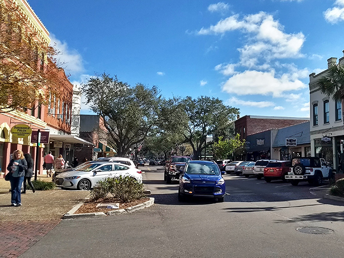 Downtown streets where pedestrians still have the right of way&mdash;and actually use it&mdash;create a refreshing throwback to pre-smartphone civilization.