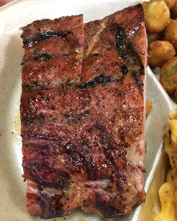 These ribs have the perfect pull &ndash; like a firm handshake from your favorite uncle.