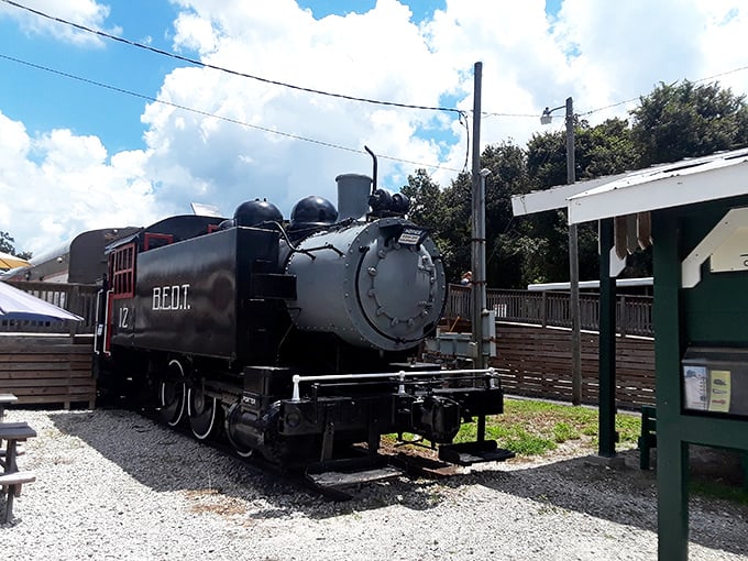This vintage Porter locomotive might be small, but it packs a century of industrial muscle and American ingenuity into its compact frame.