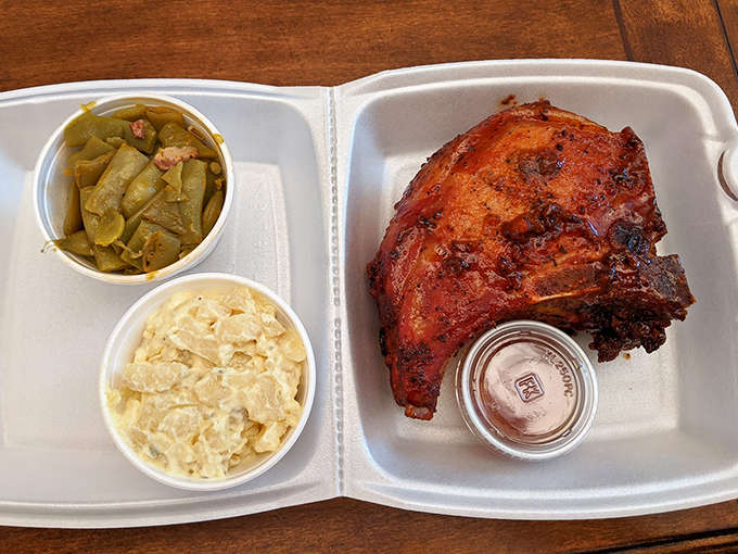 Rotisserie chicken that's somehow both crispy-skinned and juicy inside, with sides that know their supporting role. The poultry equivalent of hitting the lottery. 