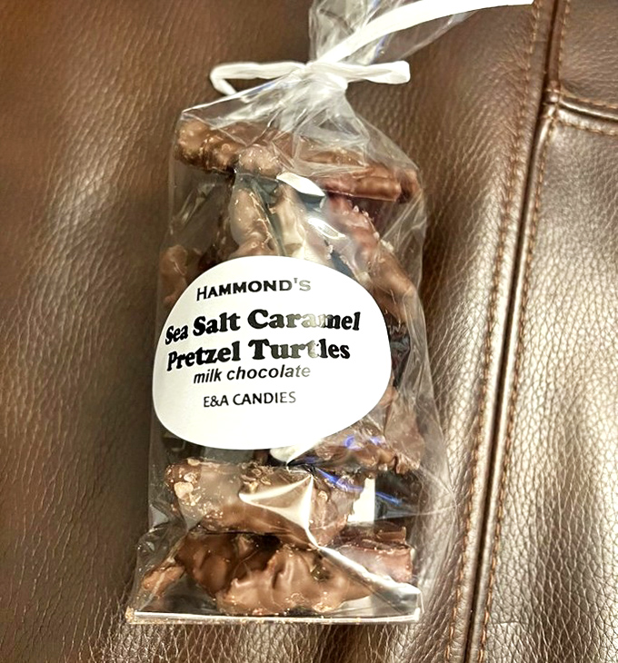 Sea Salt Caramel Pretzel Turtles &ndash; where sweet meets salty in a dance so beautiful it would make Fred Astaire jealous.