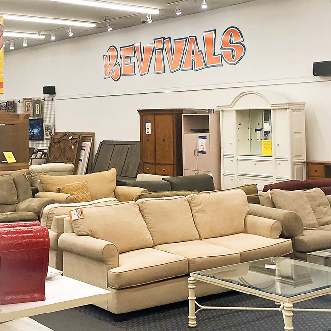 Sofa safari at its finest – these cream-colored couches have barely lived their first life and are ready for their second act in your living room.