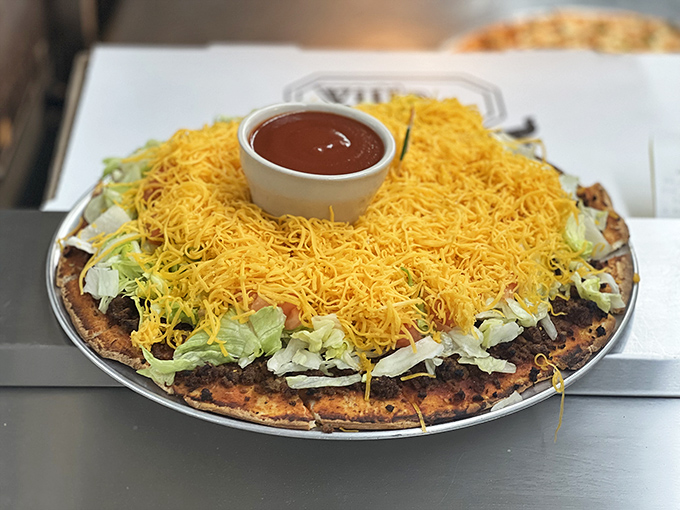 The culinary equivalent of that friend who dresses unconventionally but always looks amazing. Crispy crust, seasoned beef, and a mountain of cheese&mdash;Ole!