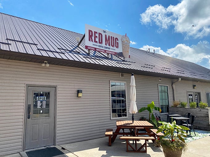 The Red Mug proves coffee culture isn't just for city slickers. Rural Ohio knows its way around a good brew too. 