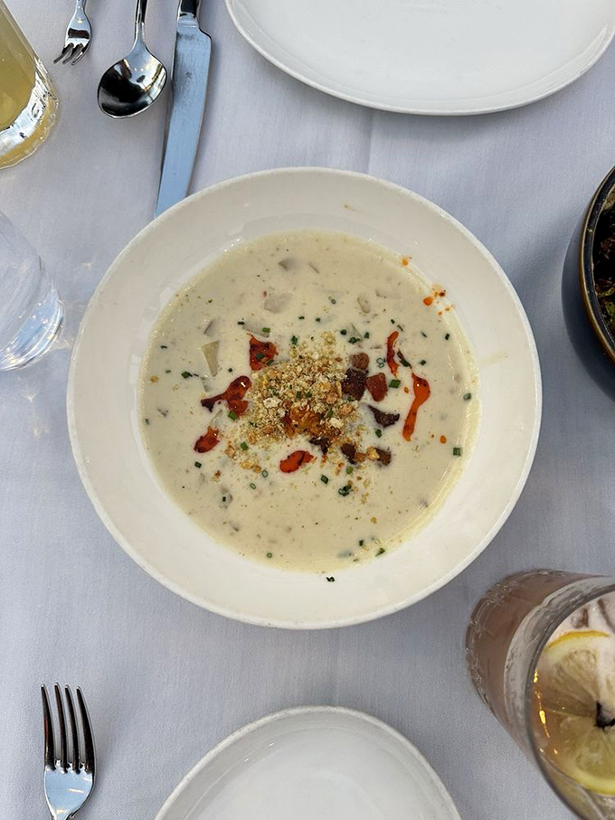 Clam chowder so creamy it should come with its own warning label. The perfect antidote to San Francisco's famous fog.