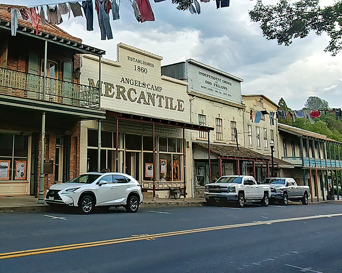 Laundry flutters above Main Street like festive flags, a charming reminder that in Angels Camp, even everyday life has historical flair. 