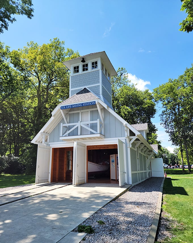 This life-saving station reminds us that lighthouse keepers were the original first responders of the Great Lakes.
