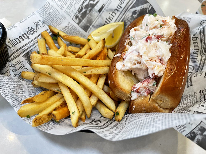 The lobster roll that makes New Englanders quietly admit California might be onto something.