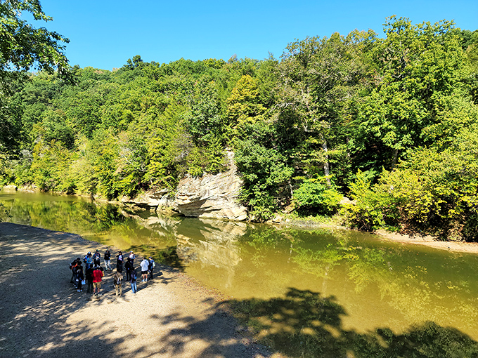 Where geology meets art class. These sandstone cliffs have been patiently waiting millions of years for your Instagram moment.