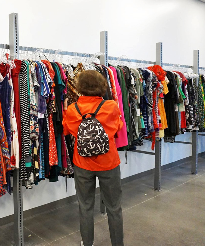 The serious thrifter knows the secret &ndash; browse with purpose but remain open to serendipity's gentle tap on the shoulder.