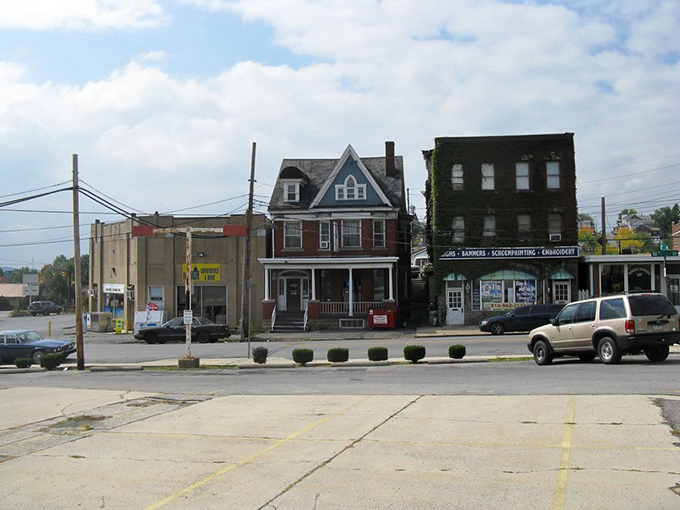 Altoona's classic downtown architecture brings small-town appeal with big-time savings for budget-conscious retirees.