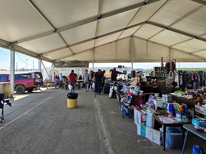 Pickup trucks and pop-up tents! Austin Country Flea Market embodies the casual, come-as-you-are spirit of Texas trading.