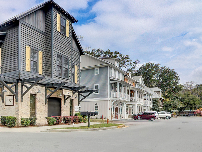 Bluffton's main street looks like it was designed specifically for leisurely afternoon strolls and impromptu conversations.