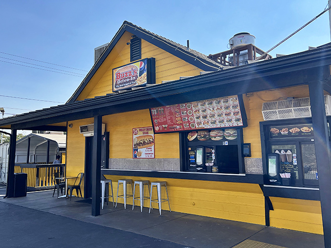 That sunny yellow facade practically shouts "happiness served here" - and the food delivers on the promise.