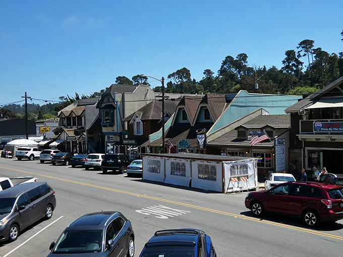 Cambria's colorful village streets offer the perfect blend of coastal charm and small-town character. Where the forest meets the sea in perfect harmony.