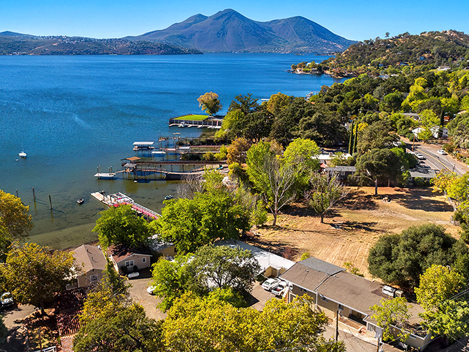 Clear Lake's stunning blue waters mirror Mount Konocti perfectly. Nature showing off its best side!