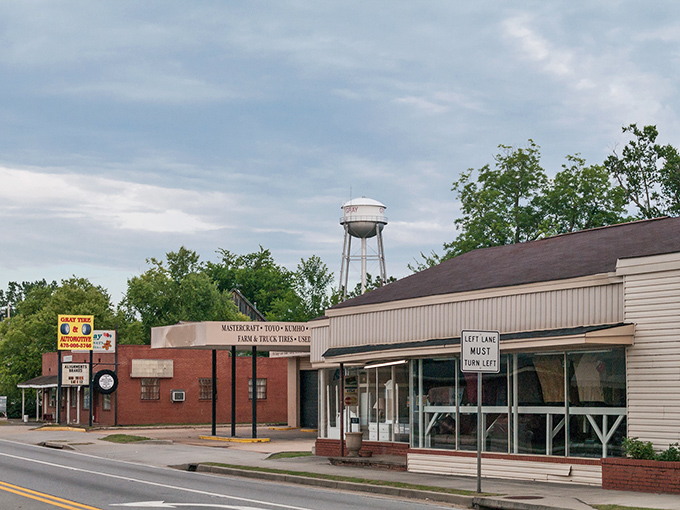 Small-town charm with small-town prices! Gray's classic main street offers a visual feast without the financial indigestion of big-city living.