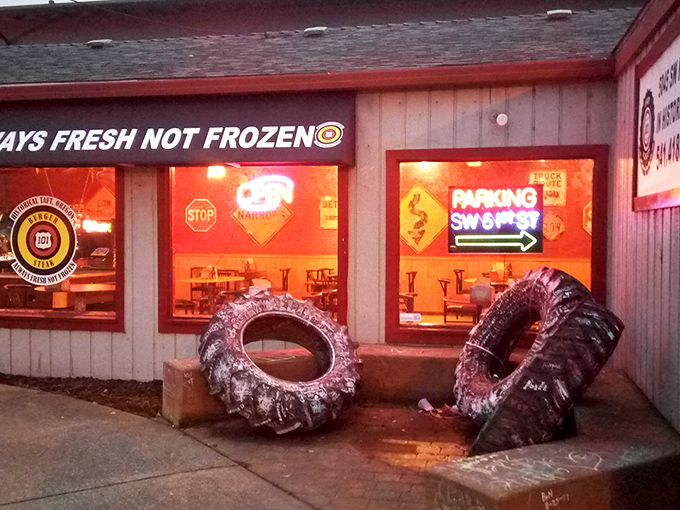 "Always Fresh Not Frozen" isn't just a slogan at HWY 101 Burger&mdash;it's practically tattooed on every juicy bite.