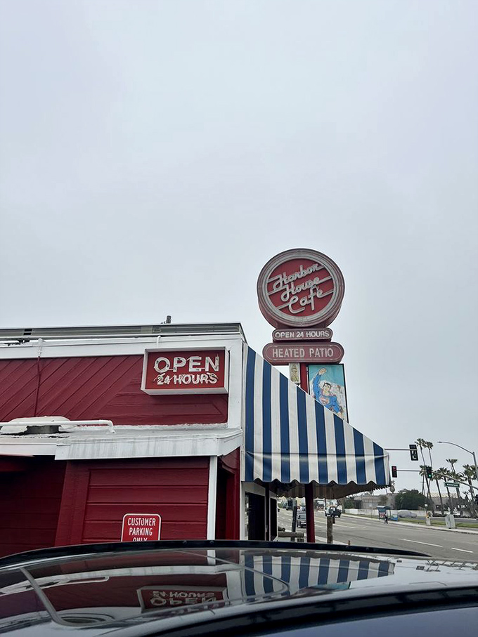 Harbor House Cafe: Open 24 hours because hunger doesn't check the clock! This Sunset Beach landmark has been rescuing night owls and early birds for generations. 
