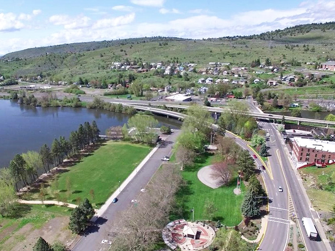 Klamath Falls' downtown buildings have witnessed decades of history while maintaining their dignified charm&mdash;and reasonable rent prices.
