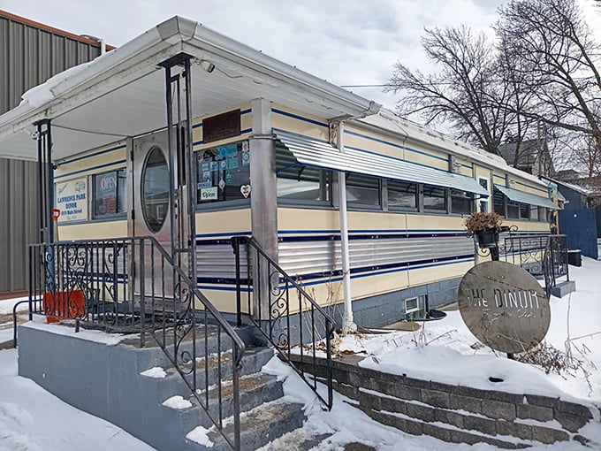 The Lawrence Park Dinor's railroad car design is a throwback to when diners were literally dining cars.
