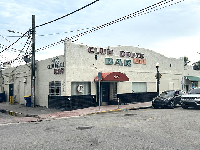 Mac's Club Deuce keeps it simple &ndash; no flash, just a solid Miami Beach bar that's outlasted every trend.