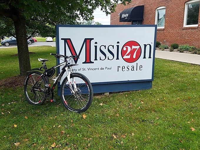 Mission 27 Resale proves that secondhand shopping can have first-class curb appeal and charm.