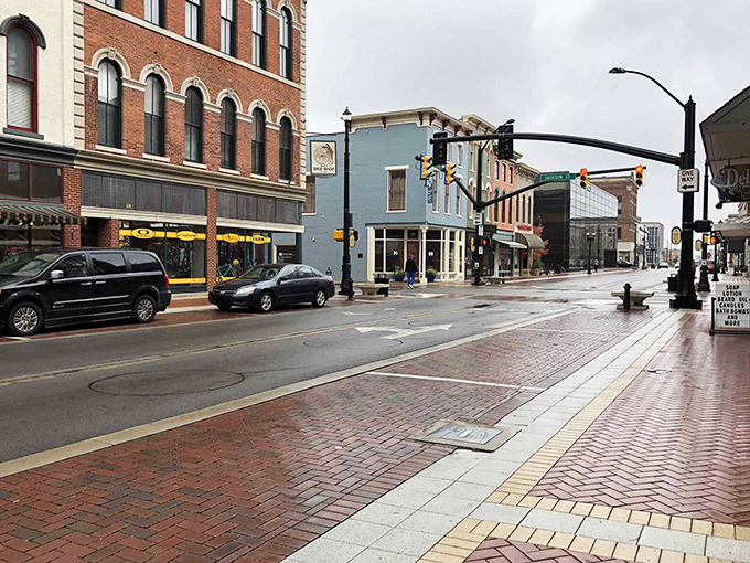 Muncie's wide streets and accessible shopping make everyday errands budget-friendly and stress-free. Even the fast-food options won't fast-track through your retirement savings!