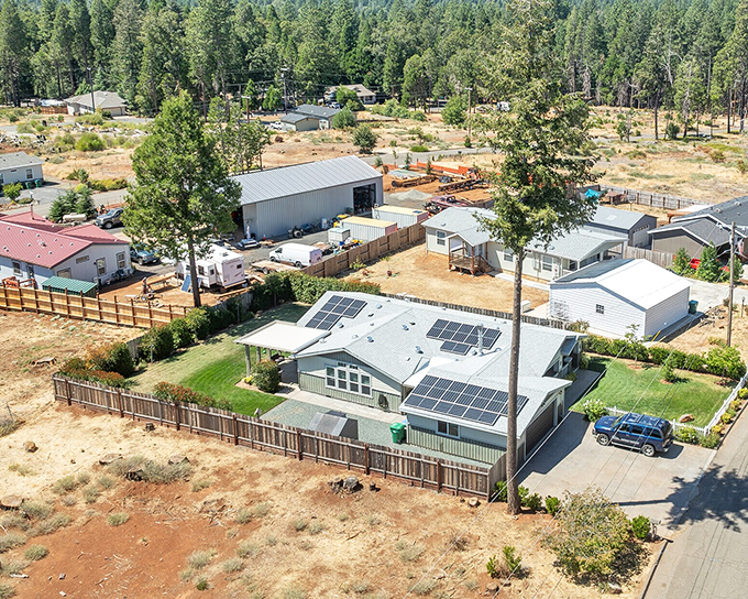 Solar-powered paradise! This Paradise home represents California retirement done right &ndash; green energy, room for visitors, and pine-scented breezes every morning.