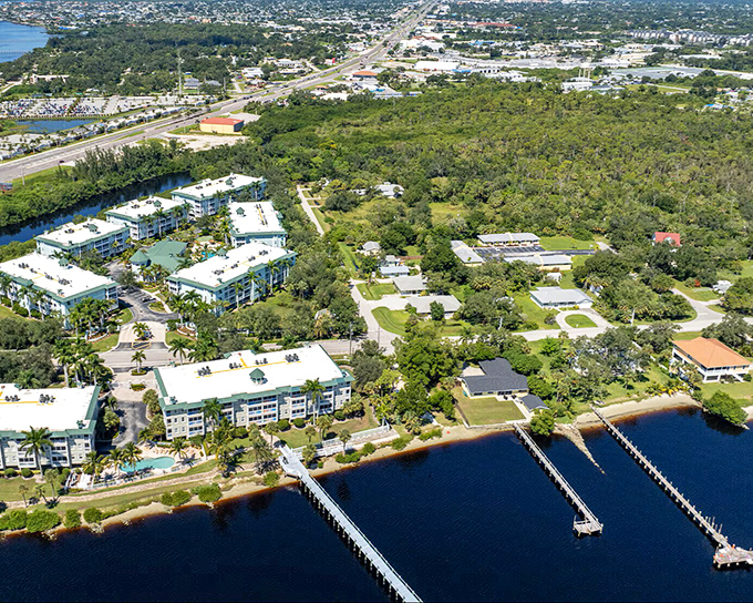 Port Charlotte's tree-lined neighborhoods nestle between blue waterways. Florida living as it should be!