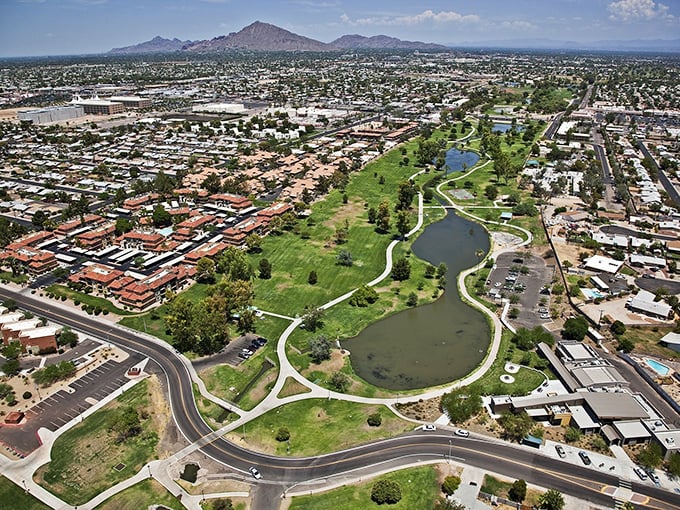 Scottsdale's parks and green spaces offer million-dollar views without the price tag&mdash;luxury living for the savvy senior.