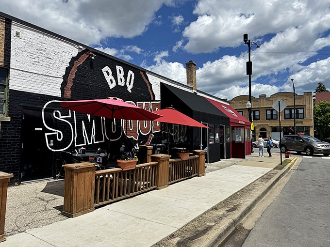 Smoque's bold black-and-red exterior makes a statement: serious BBQ happens here, no frills required.