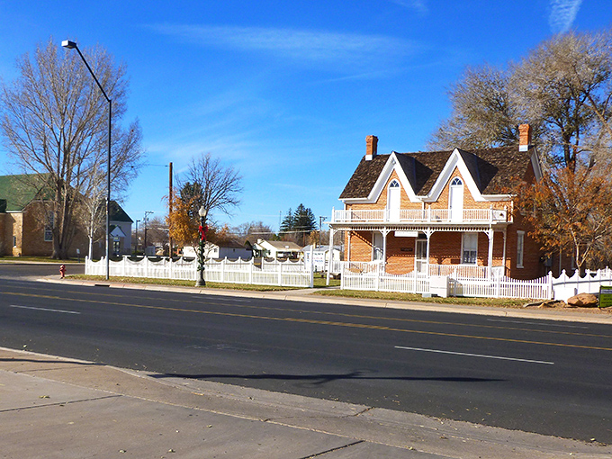 White picket fences in the high desert! This charming town offers four-season living with historic homes that look like they're straight from a Norman Rockwell painting.