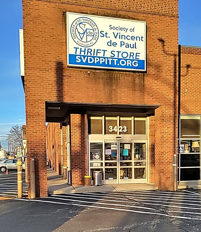 Behind this brick fa&ccedil;ade lies a treasure trove of furniture, fashion, and fantastic deals with a purpose.