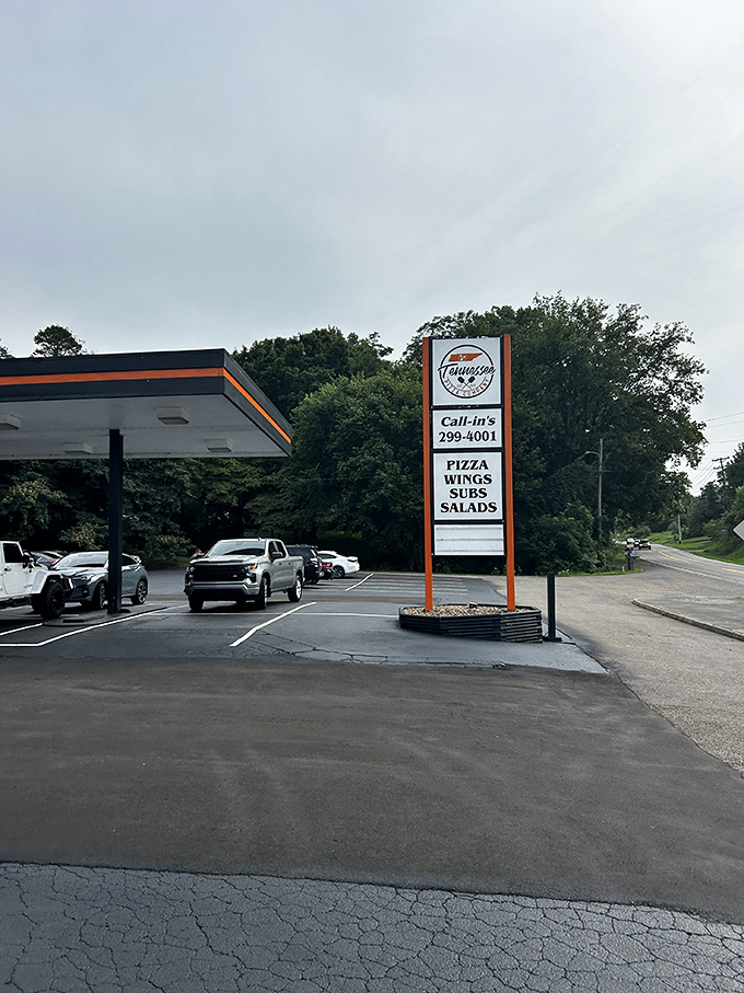 Tennessee Pizza Company's gas station transformation is genius at work. Who knew premium pizza could pump from such humble beginnings?