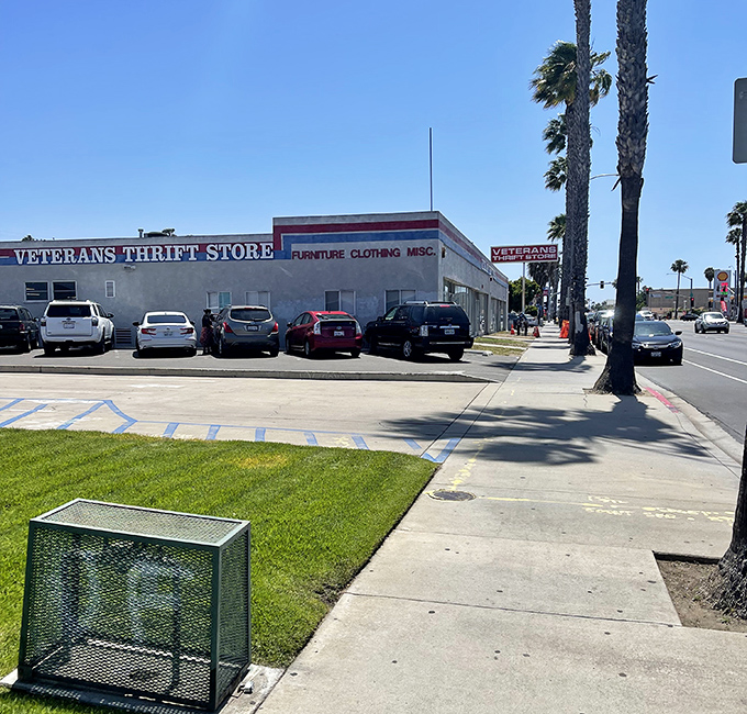 Veterans Thrift Store: Where patriotism meets bargain hunting under the California sun. Palm trees and great deals &ndash; what's not to love?