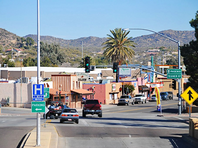 Palm trees and blue skies&mdash;Wickenburg offers desert living with a dash of oasis thrown in for good measure.