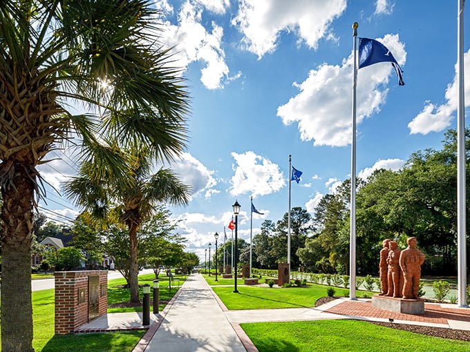 Veterans Park welcomes visitors with Southern hospitality and zero admission fees &ndash; now that's patriotic.