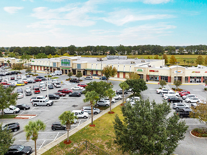 Pastel beach houses in Dunnellon where stilts aren't just for birds&mdash;they're how locals keep their living rooms dry during high tide.