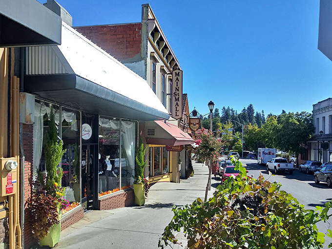 The streets of Grass Valley tell gold rush stories while offering modern comforts in a picture-perfect setting.