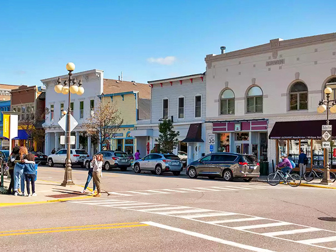 These grand buildings remember when steamships brought Chicago's elite for summer escapes.