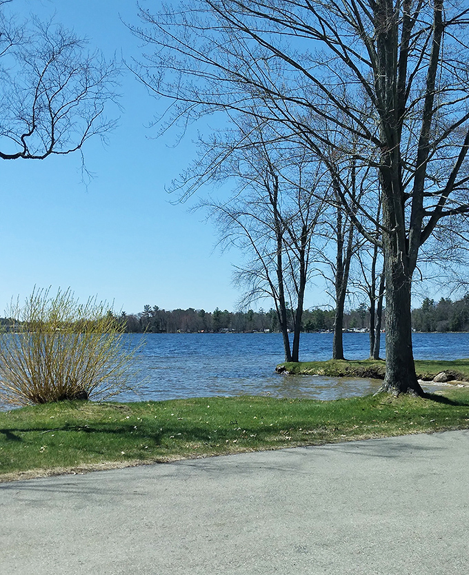 Ludington's shoreline—where every shade of blue comes to play. Lake Michigan never looked so inviting!