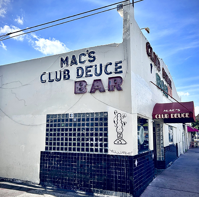 The side view reveals Mac's unpretentious charm, standing firm while South Beach changes around it like fashion seasons.