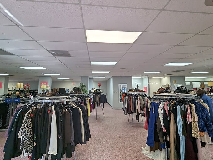 Step inside and discover why savvy shoppers whisper about this location&mdash;vacation home donations make for extraordinary finds.