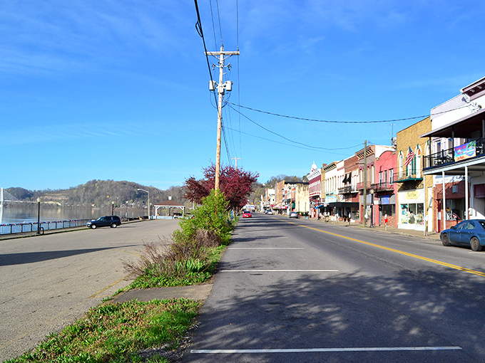 Pomeroy's riverside downtown looks like the perfect backdrop for your "I finally retired!" social media announcement.